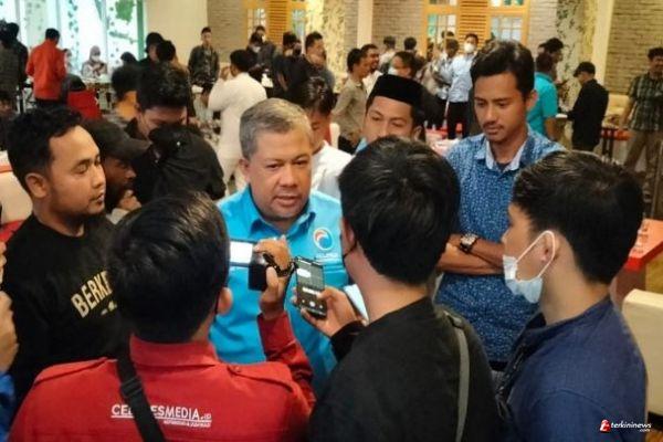 Fahri Hamzah: Kenaikan Harga BBM Semakin Menyusahkan rakyat ... Fahri Hamzah: Kenaikan Harga BBM Semakin Menyusahkan rakyat ...